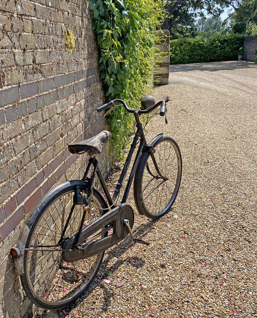 1939 Raleigh Lady’s Sports ‘Model 32’ – Online Bicycle Museum Shop