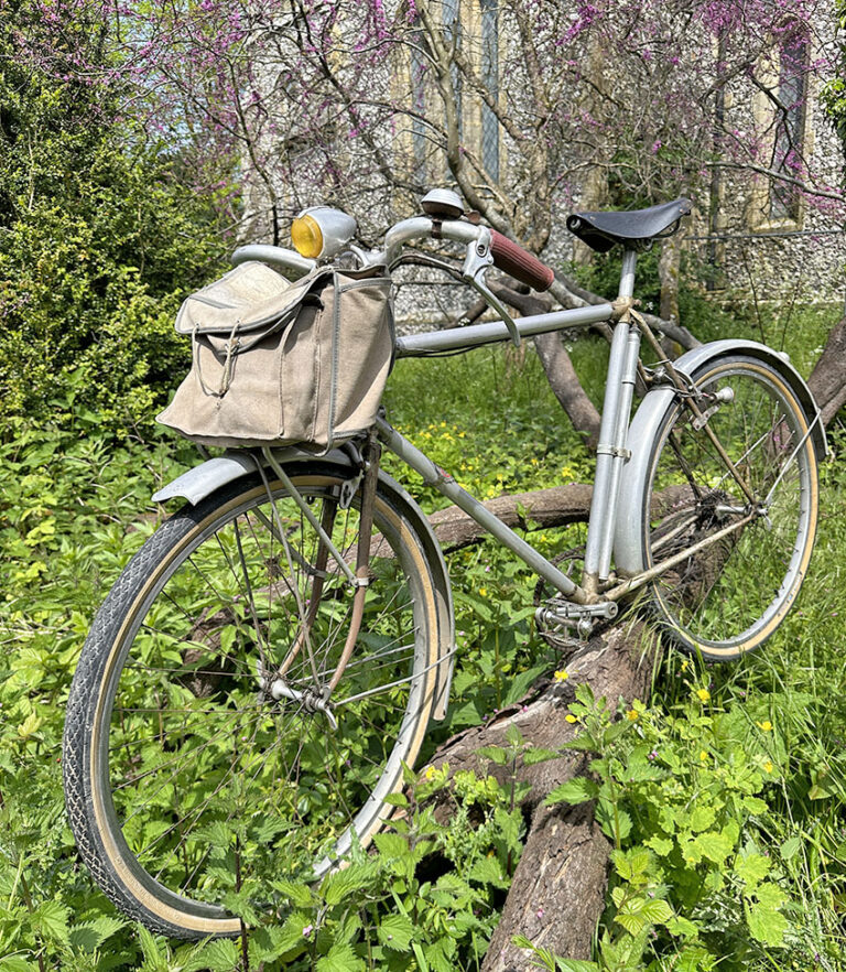 1949 Gnome Rhone Duralumin Touriste Luxe – Online Bicycle Museum Shop