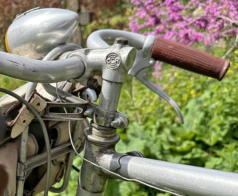 1949 Gnome Rhone Duralumin Touriste Luxe – Online Bicycle Museum Shop